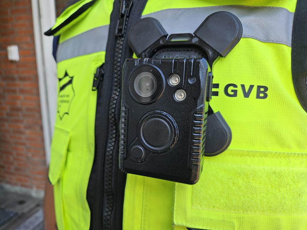 Handhavers GVB krijgen vanaf 3 juni bodycams - Over GVB